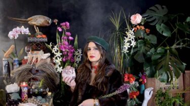 Renaissance Portraiture Revamped in Kiah Butcher: Still Theatre at Lane ...